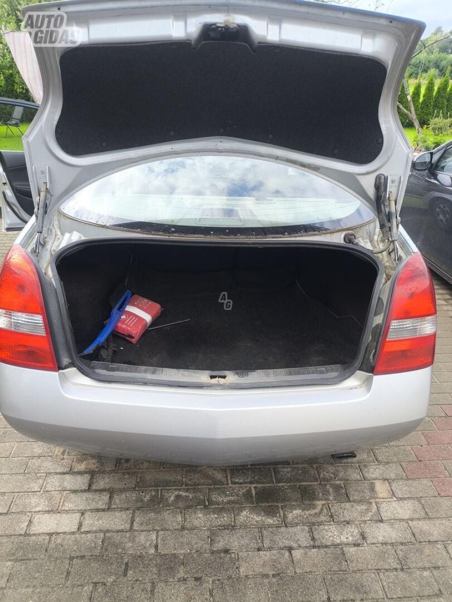 Nissan Primera 2002 in Plunge, with an engine capacity of 2.20 L and mileage of 211 thousand km for 1000 €, photo 7 on AUTOMOTO.COM.LV