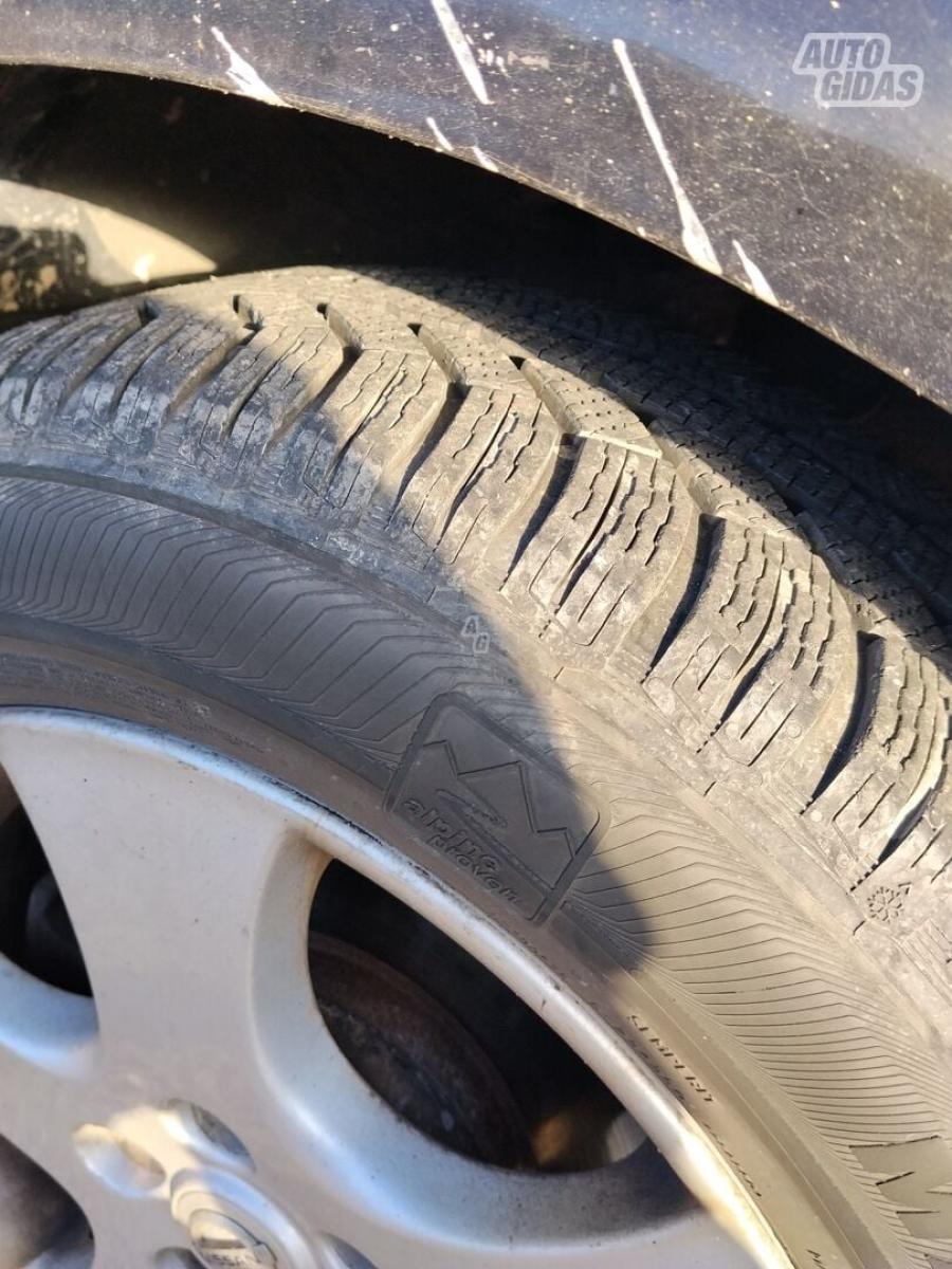 Nissan Primera 2004 Viļņa, ar dzinēja tilpumu 1.80 L un nobraukumu 219 tūkst. km par 1000 €, foto 9 vietnē AUTOMOTO.COM.LV