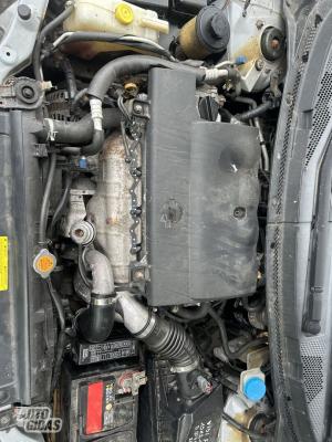 Nissan Primera 2003 in Varena, with an engine capacity of 2.20 L and mileage of 199 thousand km for 500 €, photo 8 on AUTOMOTO.COM.LV