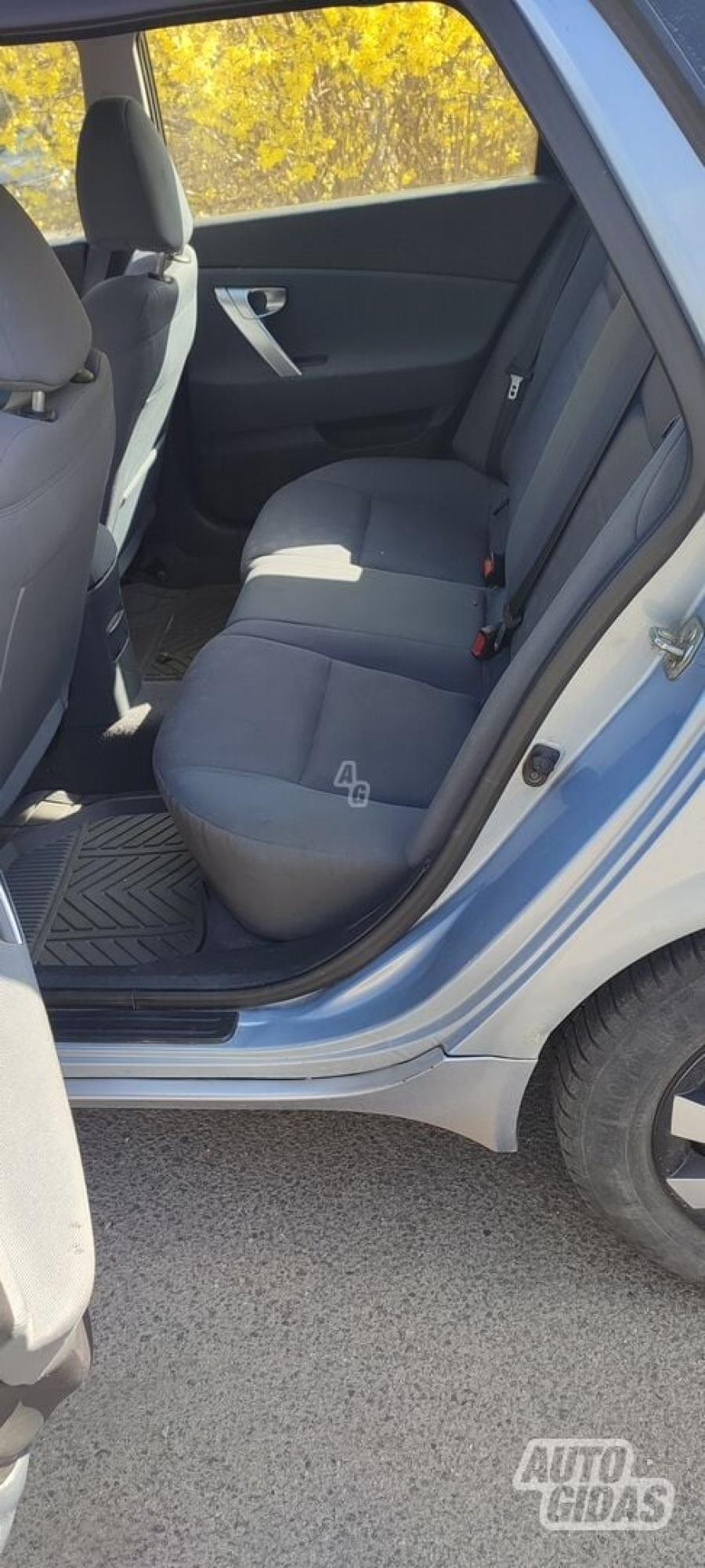 Nissan Primera 2004 in Vilnius, with an engine capacity of 1.80 L and mileage of 303 thousand km for 950 €, photo 12 on AUTOMOTO.COM.LV