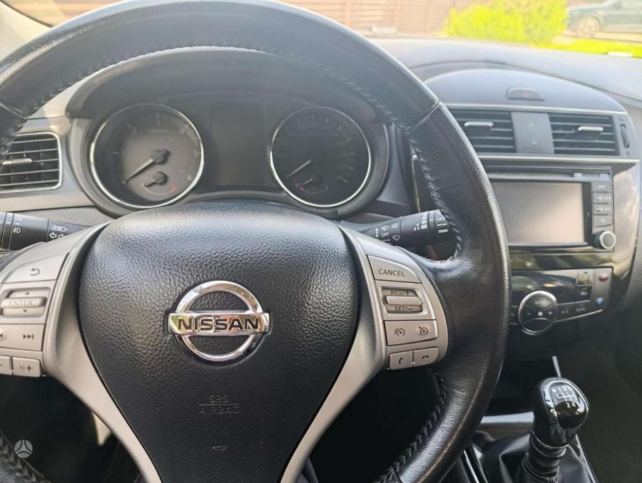 Melns Nissan Pulsar 2015 Šauļi, ar dzinēja tilpumu 1.50 L un nobraukumu 298 tūkst. km par 3900 €, foto 16 vietnē AUTOMOTO.COM.LV