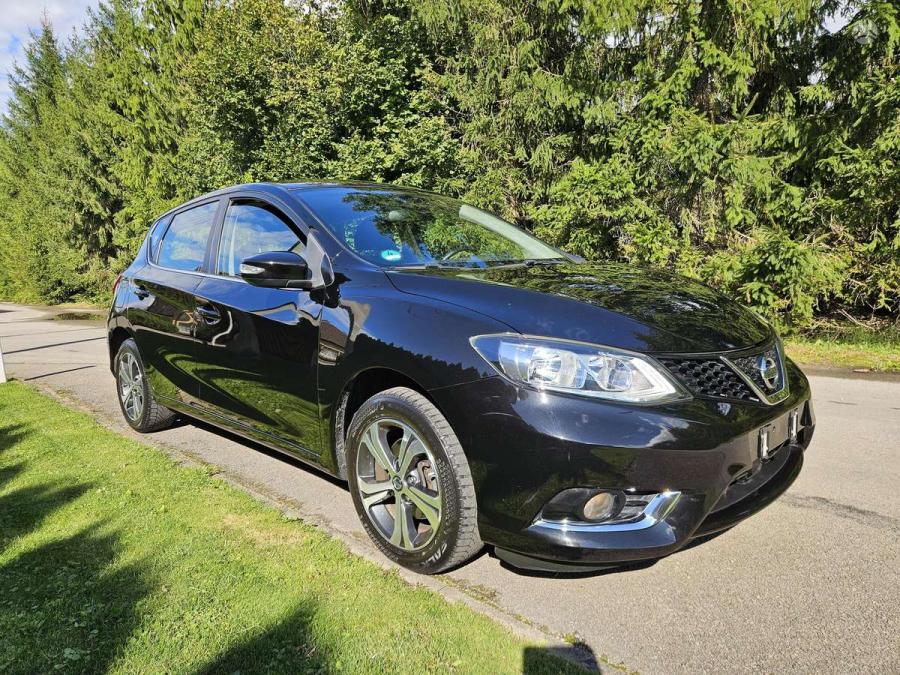 Black Nissan Pulsar 2015 in Marijampole, with an engine capacity of 1.20 L and mileage of 171 thousand km for 4999 €, photo 1 on AUTOMOTO.COM.LV