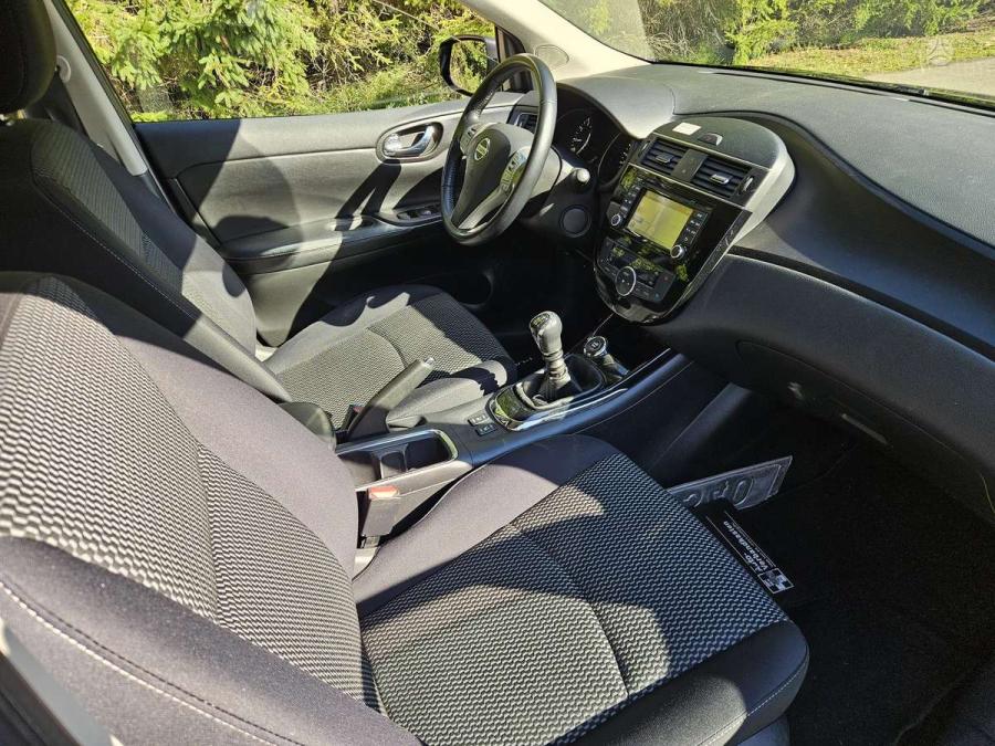 Black Nissan Pulsar 2015 in Marijampole, with an engine capacity of 1.20 L and mileage of 171 thousand km for 4999 €, photo 9 on AUTOMOTO.COM.LV