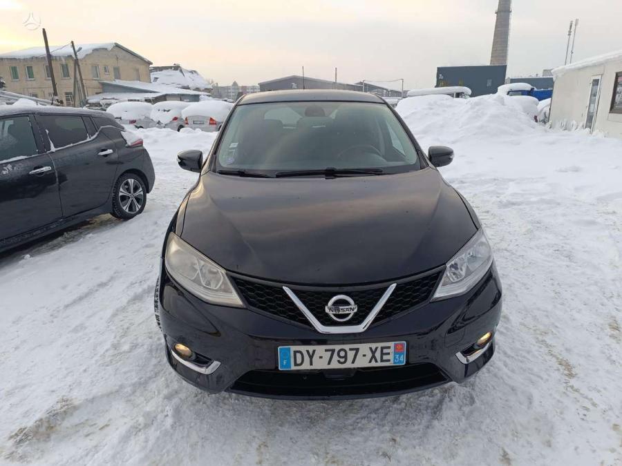 Black Nissan Pulsar 2016 in Plunge, with an engine capacity of 1.20 L and mileage of 232 thousand km for 5700 €, photo 1 on AUTOMOTO.COM.LV