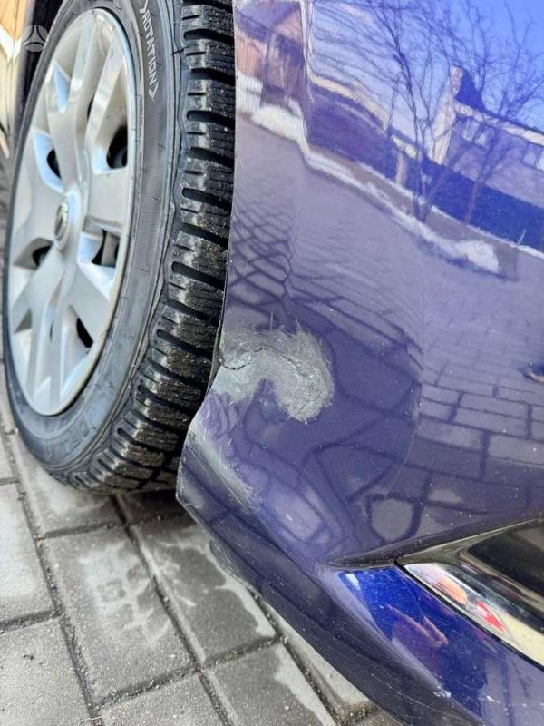 Blue Nissan Pulsar 2017 in Vilnius, with an engine capacity of 1.20 L and mileage of 102 thousand km for 4000 €, photo 8 on AUTOMOTO.COM.LV