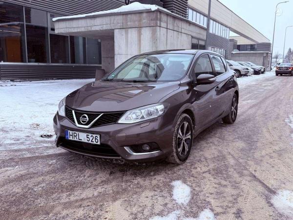 Brown Nissan Pulsar 2015 in Vilnius, with an engine capacity of 1.20 L and mileage of 299 thousand km for 4200 €, photo 1 on AUTOMOTO.COM.LV