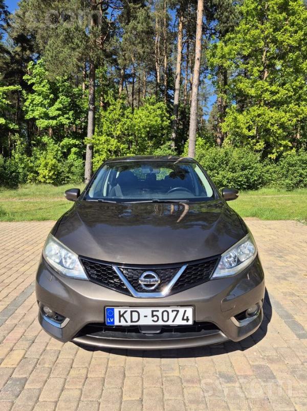 Brown Nissan Pulsar 2015 in Riga, with an engine capacity of 1.20 L and mileage of 140 thousand km for 3900 €, photo 3 on AUTOMOTO.COM.LV