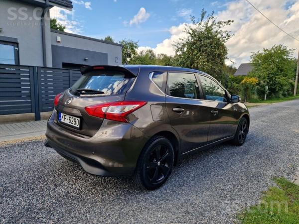 Brown Nissan Pulsar 2015 in Riga, with an engine capacity of 1.20 L and mileage of 136 thousand km for 5650 €, photo 4 on AUTOMOTO.COM.LV