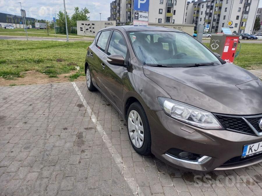 Brown Nissan Pulsar 2016 in Riga, with an engine capacity of 1.20 L and mileage of 140 thousand km for 4350 €, photo 3 on AUTOMOTO.COM.LV