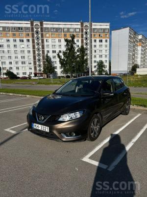 Brown Nissan Pulsar 2016 in Riga, with an engine capacity of 1.50 L and mileage of 264 thousand km for 4300 €, photo 3 on AUTOMOTO.COM.LV