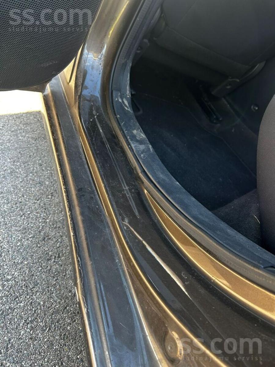 Brown Nissan Pulsar 2016 in Riga, with an engine capacity of 1.50 L and mileage of 264 thousand km for 4300 €, photo 16 on AUTOMOTO.COM.LV