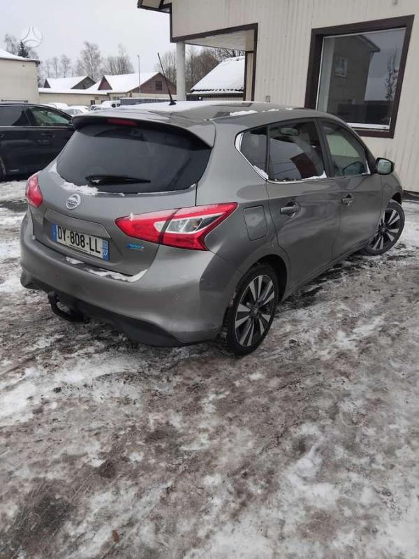 Grey Nissan Pulsar 2015 in Taurage, with an engine capacity of 1.46 L and mileage of 199 thousand km for 5550 €, photo 5 on AUTOMOTO.COM.LV