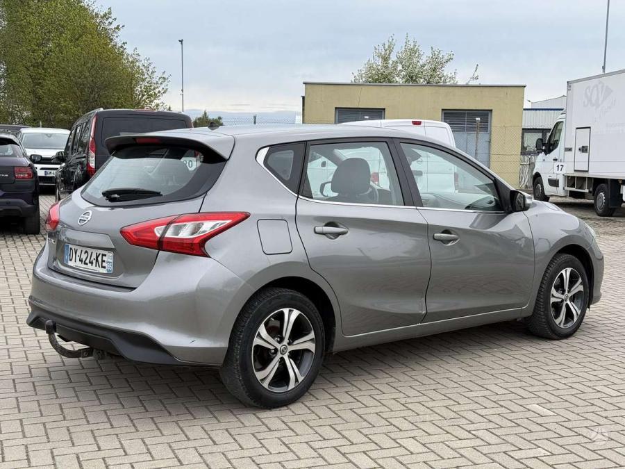 Pelēks Nissan Pulsar 2016 Tauragė, ar dzinēja tilpumu 1.20 L un nobraukumu 133 tūkst. km par 4200 €, foto 5 vietnē AUTOMOTO.COM.LV