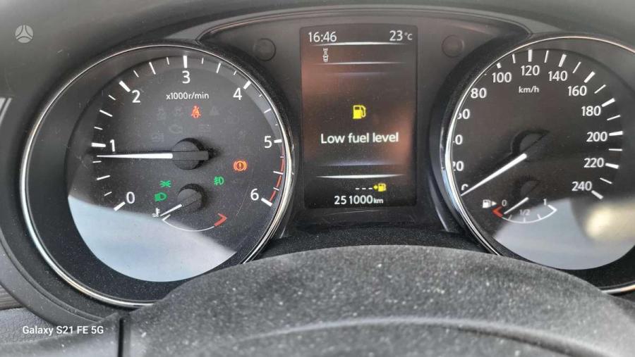 Pelēks Nissan Pulsar 2016 Šauļi, ar dzinēja tilpumu 1.46 L un nobraukumu 250 tūkst. km par 4650 €, foto 29 vietnē AUTOMOTO.COM.LV