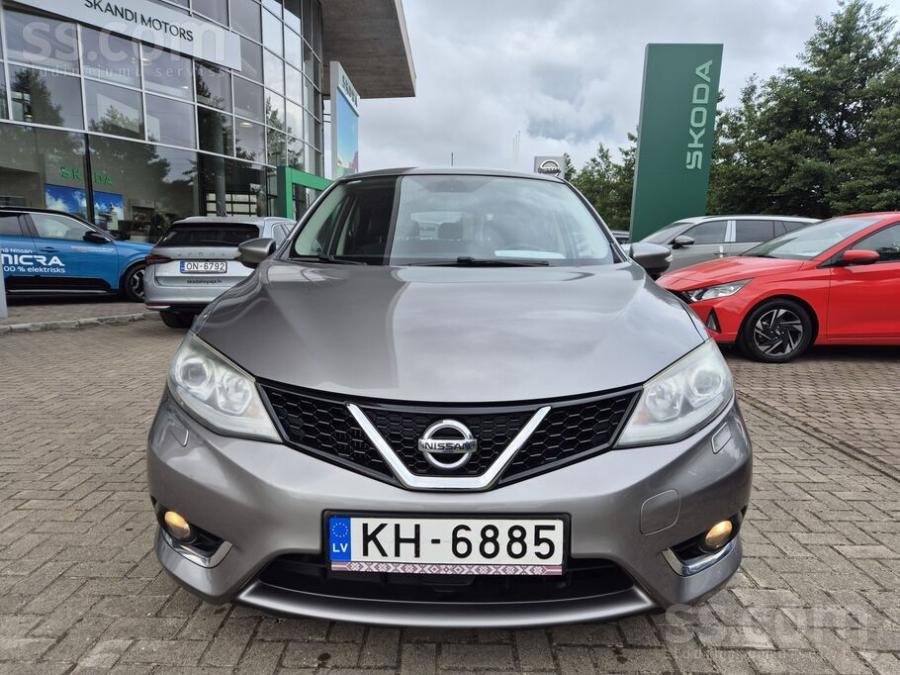Grey Nissan Pulsar 2016 in Liepaja, with an engine capacity of 1.20 L and mileage of 112 thousand km for 5990 €, photo 3 on AUTOMOTO.COM.LV