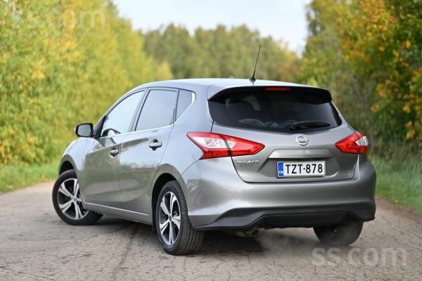 Grey Nissan Pulsar 2016 in Dobele, with an engine capacity of 1.20 L and mileage of 157 thousand km for 5750 €, photo 8 on AUTOMOTO.COM.LV