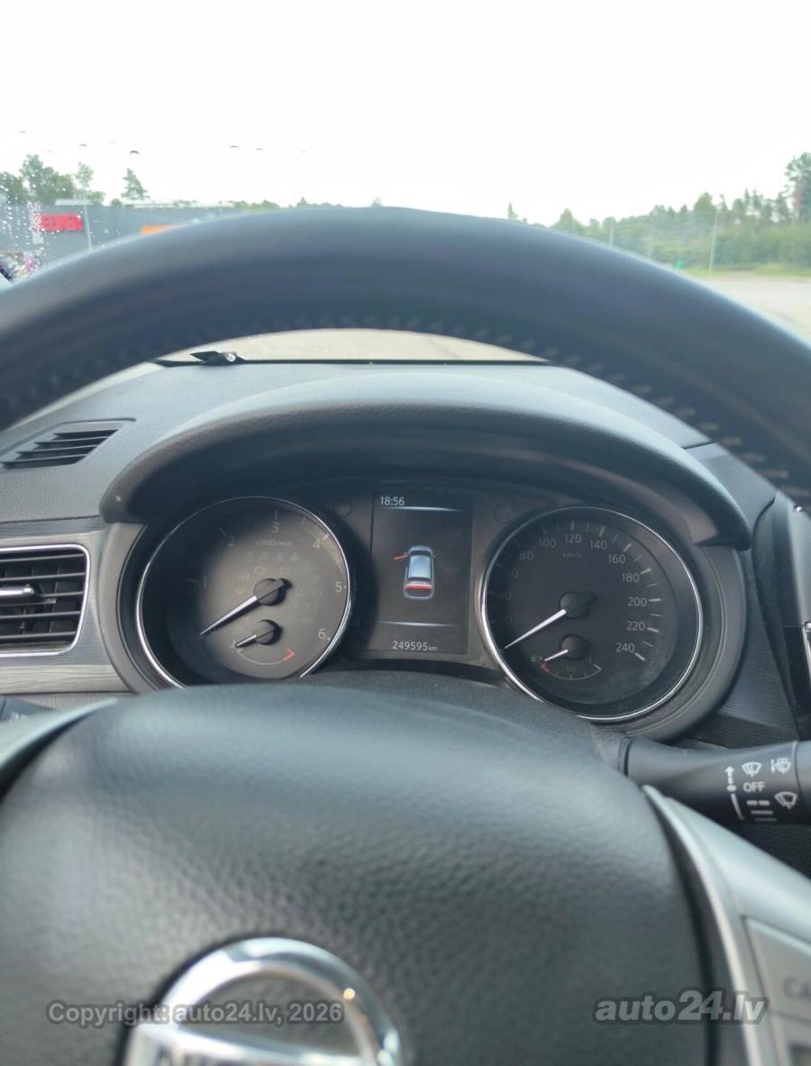 Red Nissan Pulsar 2015 in Haapsalu, with an engine capacity of 1.50 L and mileage of 250 thousand km for 5000 €, photo 13 on AUTOMOTO.COM.LV