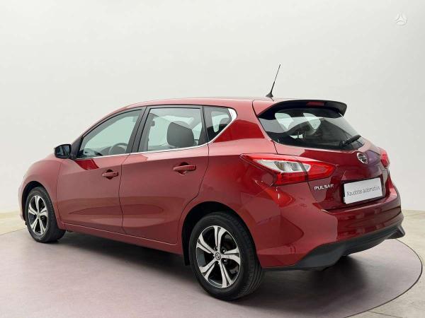 Red Nissan Pulsar 2016 in Panevezys, with an engine capacity of 1.20 L and mileage of 151 thousand km for 4890 €, photo 6 on AUTOMOTO.COM.LV