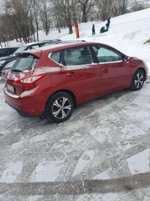 Red Nissan Pulsar 2018 in Vilnius, with an engine capacity of 1.20 L and mileage of 111 thousand km for 8600 €, photo  on AUTOMOTO.COM.LV