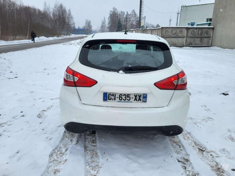 Balts Nissan Pulsar 2015 Kauņa, ar dzinēja tilpumu 1.46 L un nobraukumu 212 tūkst. km par 3200 €, foto 6 vietnē AUTOMOTO.COM.LV