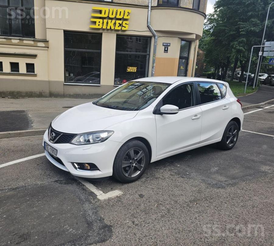 White Nissan Pulsar 2015 in Riga, with an engine capacity of 1.20 L and mileage of 90 thousand km for 5700 €, photo 1 on AUTOMOTO.COM.LV
