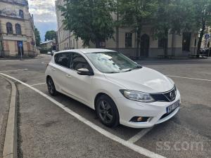 White Nissan Pulsar 2015 in Riga, with an engine capacity of 1.20 L and mileage of 90 thousand km for 5700 €, photo 4 on AUTOMOTO.COM.LV