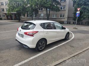 White Nissan Pulsar 2015 in Riga, with an engine capacity of 1.20 L and mileage of 90 thousand km for 5700 €, photo 5 on AUTOMOTO.COM.LV