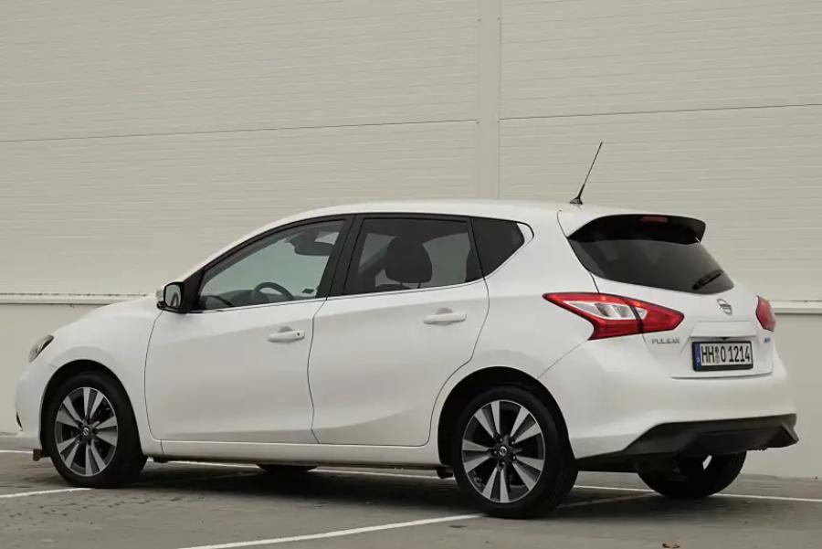 Balts Nissan Pulsar 2015 Rīga, ar dzinēja tilpumu 1.50 L un nobraukumu 158 tūkst. km par 7700 €, foto 7 vietnē AUTOMOTO.COM.LV