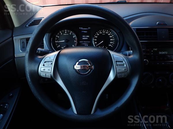 White Nissan Pulsar 2015 in Liepaja, with an engine capacity of 1.20 L and mileage of 246 thousand km for 3950 €, photo 9 on AUTOMOTO.COM.LV