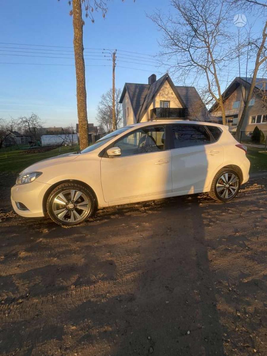 White Nissan Pulsar 2016 in Kretinga, with an engine capacity of 1.46 L and mileage of 269 thousand km for 5800 €, photo 2 on AUTOMOTO.COM.LV