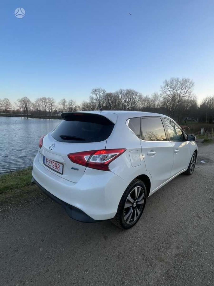White Nissan Pulsar 2016 in Kretinga, with an engine capacity of 1.46 L and mileage of 269 thousand km for 5800 €, photo 6 on AUTOMOTO.COM.LV