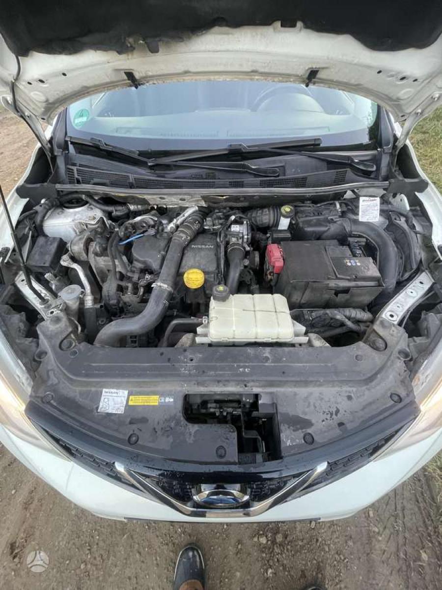White Nissan Pulsar 2016 in Kretinga, with an engine capacity of 1.46 L and mileage of 269 thousand km for 5800 €, photo 26 on AUTOMOTO.COM.LV