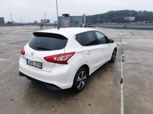 White Nissan Pulsar 2016 in Vilnius, with an engine capacity of 1.20 L and mileage of 140 thousand km for 5700 €, photo 3 on AUTOMOTO.COM.LV
