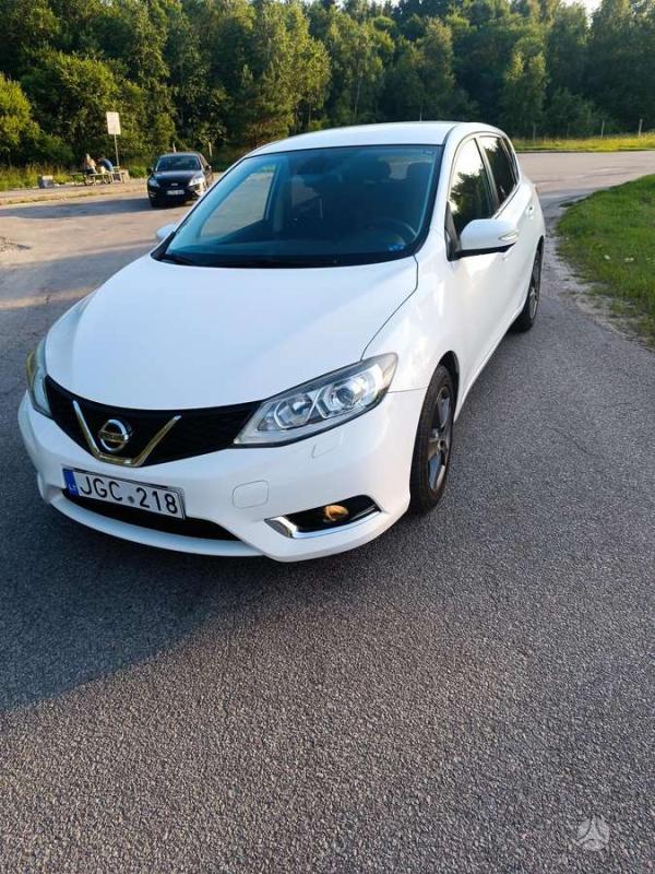 White Nissan Pulsar 2016 in Siauliai, with an engine capacity of 1.20 L and mileage of 97 thousand km for 5100 €, photo 3 on AUTOMOTO.COM.LV