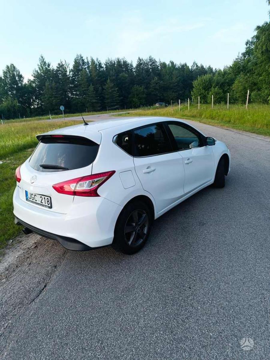 White Nissan Pulsar 2016 in Siauliai, with an engine capacity of 1.20 L and mileage of 97 thousand km for 5100 €, photo 10 on AUTOMOTO.COM.LV
