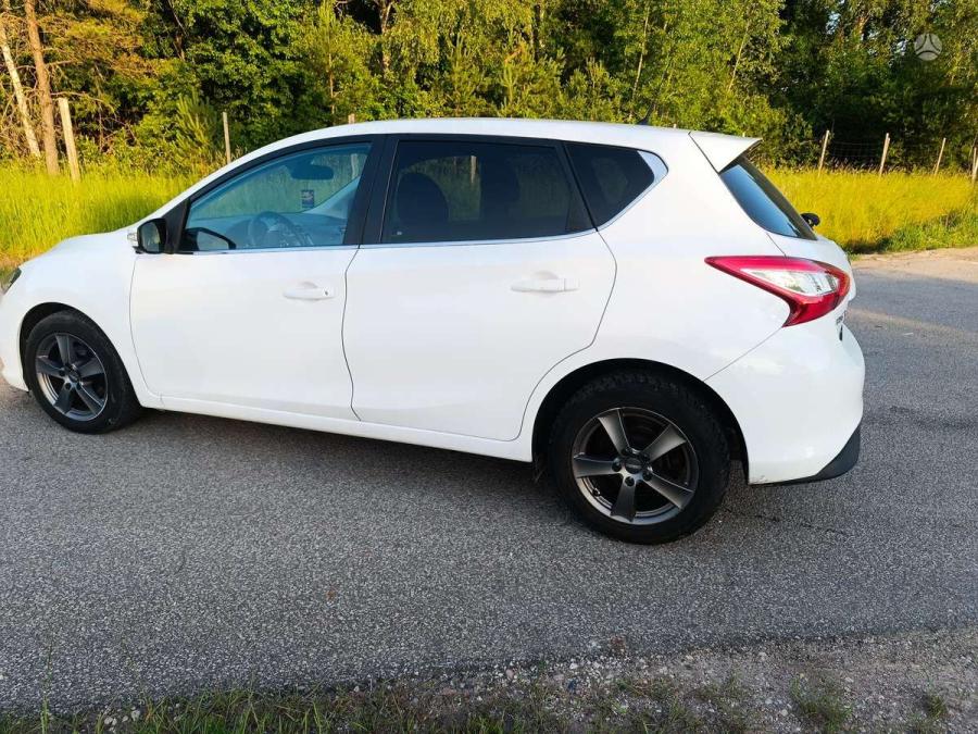 White Nissan Pulsar 2016 in Siauliai, with an engine capacity of 1.20 L and mileage of 97 thousand km for 5100 €, photo 18 on AUTOMOTO.COM.LV