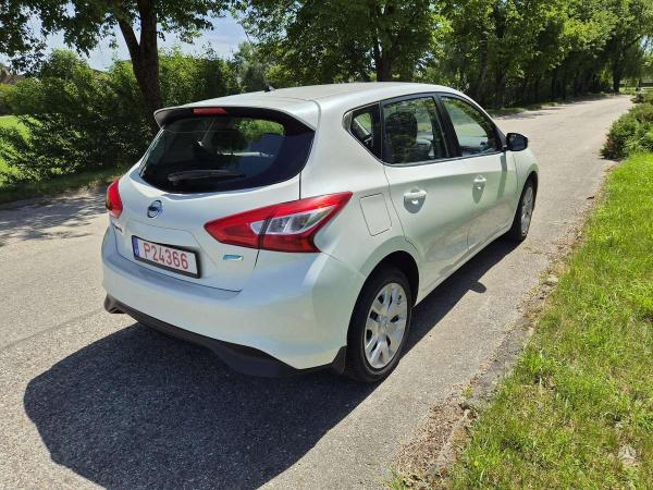 White Nissan Pulsar 2016 in Kaunas, with an engine capacity of 1.46 L and mileage of 299 thousand km for 4200 €, photo 7 on AUTOMOTO.COM.LV