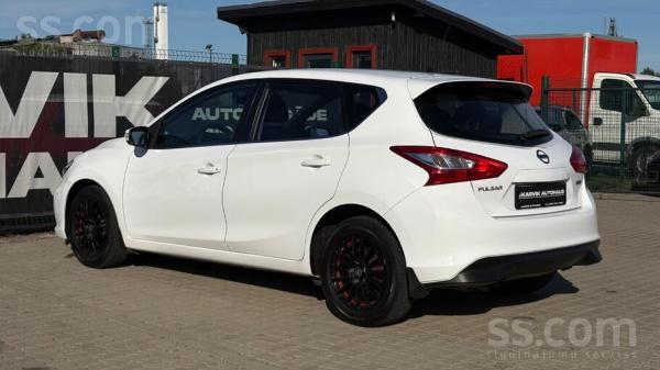 White Nissan Pulsar 2016 in Liepaja, with an engine capacity of 1.50 L and mileage of 182 thousand km for 4750 €, photo 6 on AUTOMOTO.COM.LV