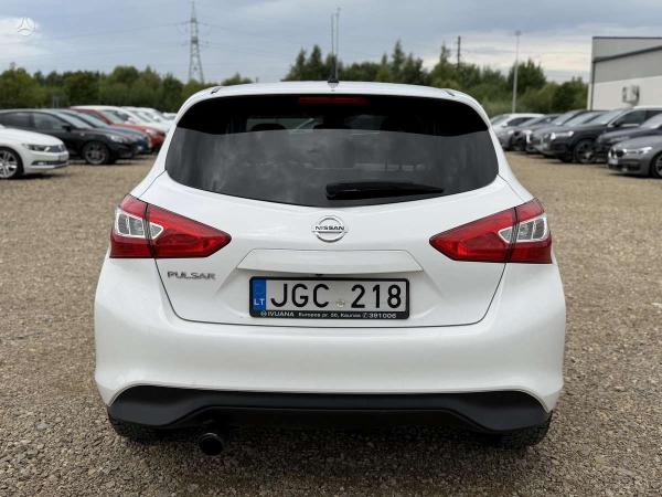 White Nissan Pulsar 2016 in Siauliai, with an engine capacity of 1.20 L and mileage of 97 thousand km for 5300 €, photo 6 on AUTOMOTO.COM.LV