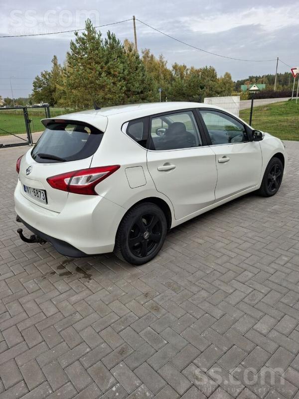 White Nissan Pulsar 2017 in Ogre, with an engine capacity of 1.20 L and mileage of 187 thousand km for 4750 €, photo 4 on AUTOMOTO.COM.LV