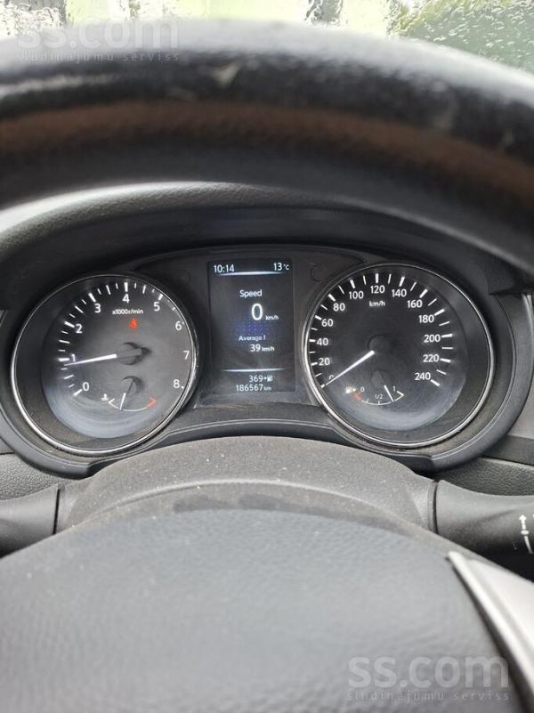 White Nissan Pulsar 2017 in Ogre, with an engine capacity of 1.20 L and mileage of 187 thousand km for 4750 €, photo 6 on AUTOMOTO.COM.LV