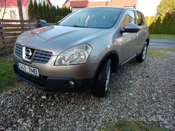Beige Nissan Qashqai 2008 in Poltsamaa, with an engine capacity of 1.50 L and mileage of 319 thousand km for 2900 €, photo 1 on AUTOMOTO.COM.LV