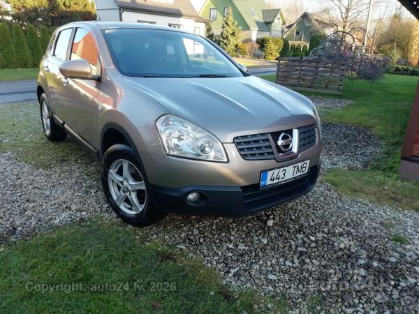 Beige Nissan Qashqai 2008 in Poltsamaa, with an engine capacity of 1.50 L and mileage of 319 thousand km for 2900 €, photo 3 on AUTOMOTO.COM.LV