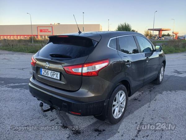 Ниссан Кашкай 2017 в Таллин на AUTOMOTO.COM.LV Бежевый Ниссан Кашкай 2017 в Таллин, объемом двигателя 1.20 л и пробегом 176 тыс. км за 6450 €, фото 10 на AUTOMOTO.COM.LV