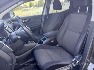 Smilšu krāsa Nissan Qashqai 2017 Tallina, ar dzinēja tilpumu 1.20 L un nobraukumu 176 tūkst. km par 6450 €, foto 12 vietnē AUTOMOTO.COM.LV