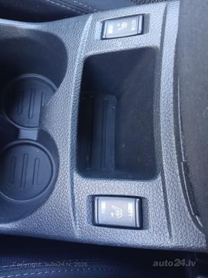 Smilšu krāsa Nissan Qashqai 2017 Tallina, ar dzinēja tilpumu 1.20 L un nobraukumu 176 tūkst. km par 6450 €, foto 17 vietnē AUTOMOTO.COM.LV