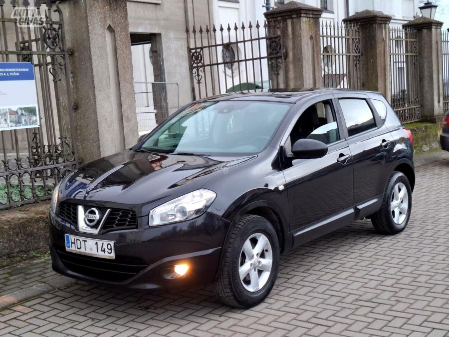 Black Nissan Qashqai 2007 in Telschi, with an engine capacity of 1.60 L and mileage of 229 thousand km for 3450 €, photo 11 on AUTOMOTO.COM.LV