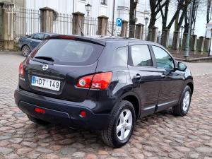 Black Nissan Qashqai 2007 in Telschi, with an engine capacity of 1.60 L and mileage of 229 thousand km for 3450 €, photo 17 on AUTOMOTO.COM.LV