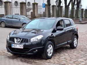 Black Nissan Qashqai 2007 in Telschi, with an engine capacity of 1.60 L and mileage of 229 thousand km for 3450 €, photo 22 on AUTOMOTO.COM.LV