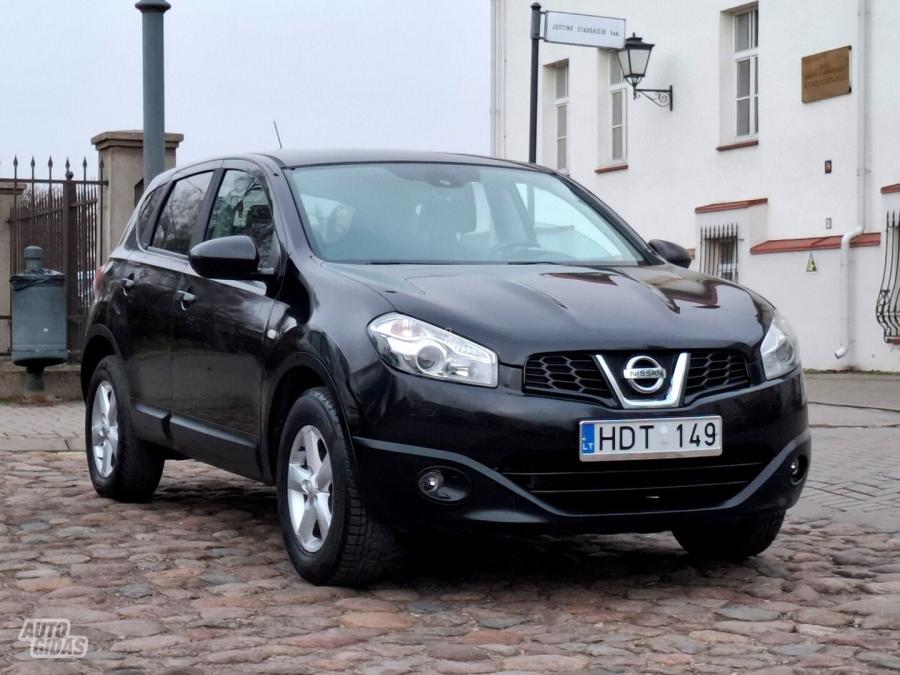 Black Nissan Qashqai 2007 in Telschi, with an engine capacity of 1.60 L and mileage of 229 thousand km for 3450 €, photo 24 on AUTOMOTO.COM.LV